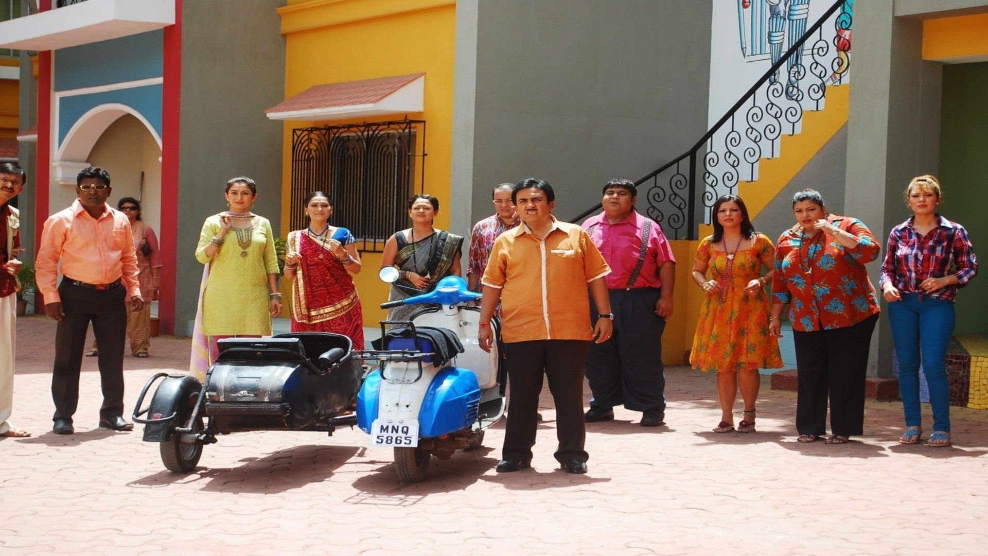 Taarak Mehta Ka Ooltah Chashmah - Full Cast & Crew - TV Guide