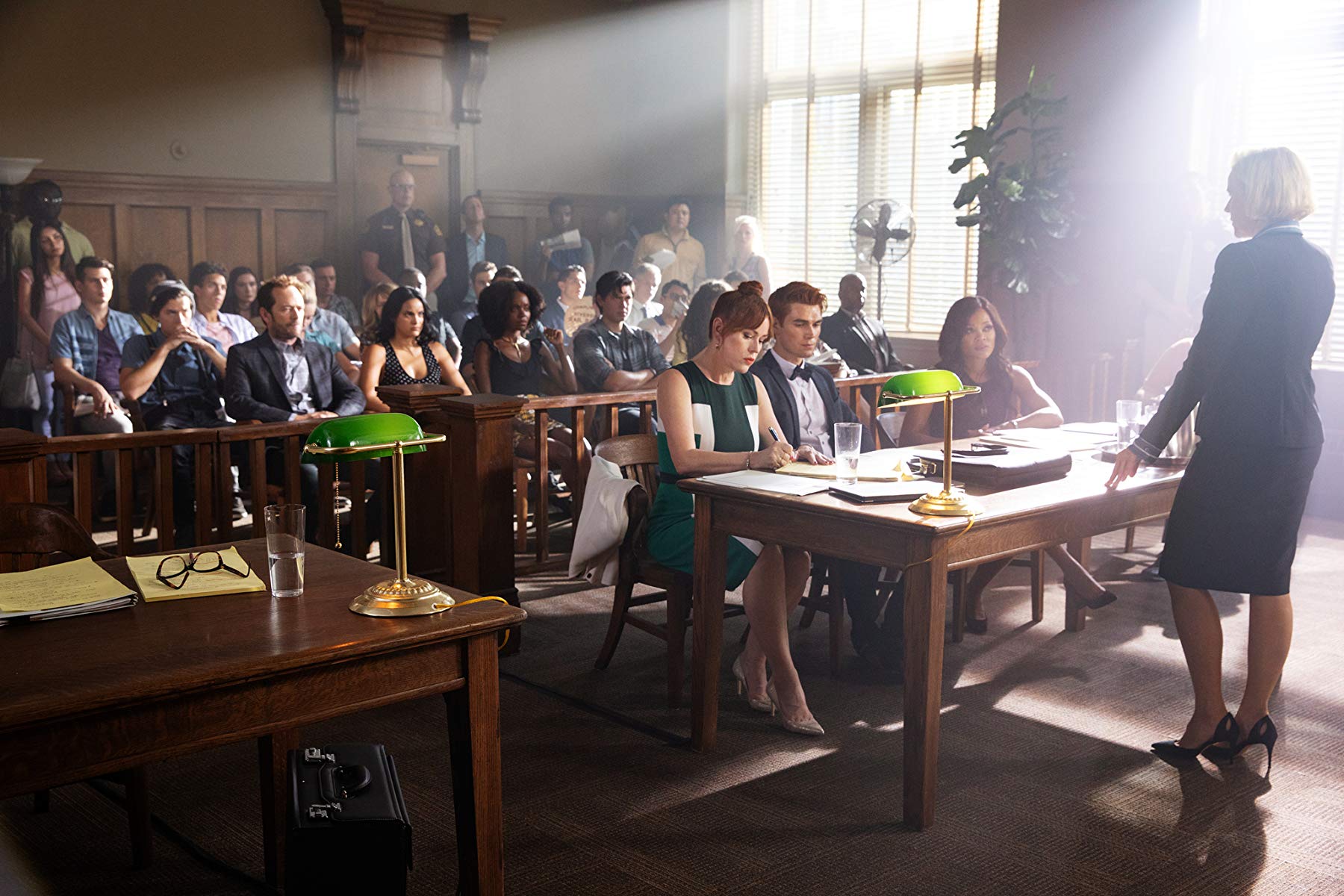 Riverdale - Full Cast & Crew - TV Guide