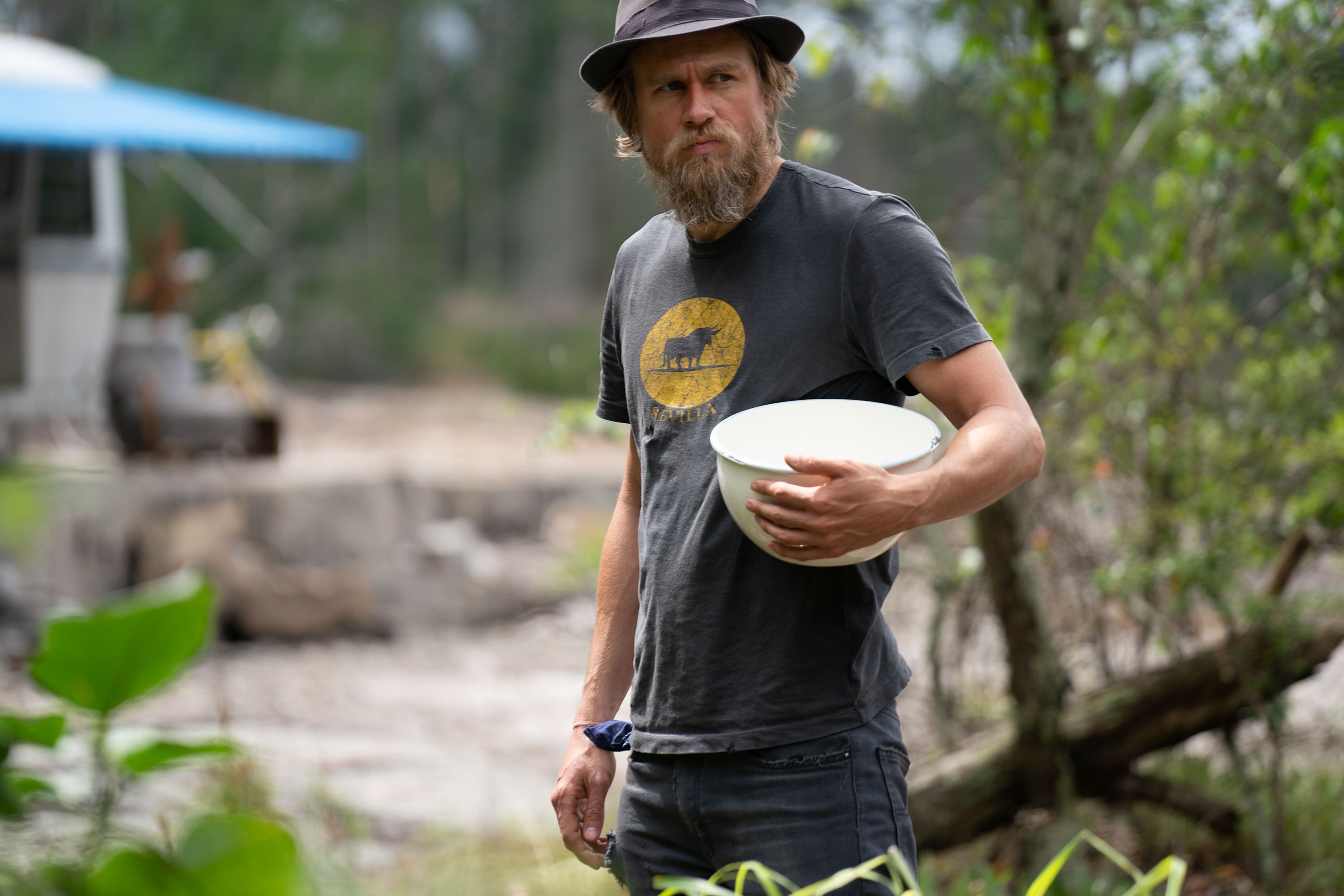 Last Looks - Full Cast & Crew - TV Guide