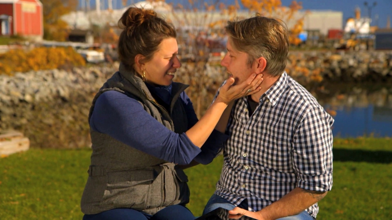 Waterfront House Hunting - Full Cast & Crew - TV Guide