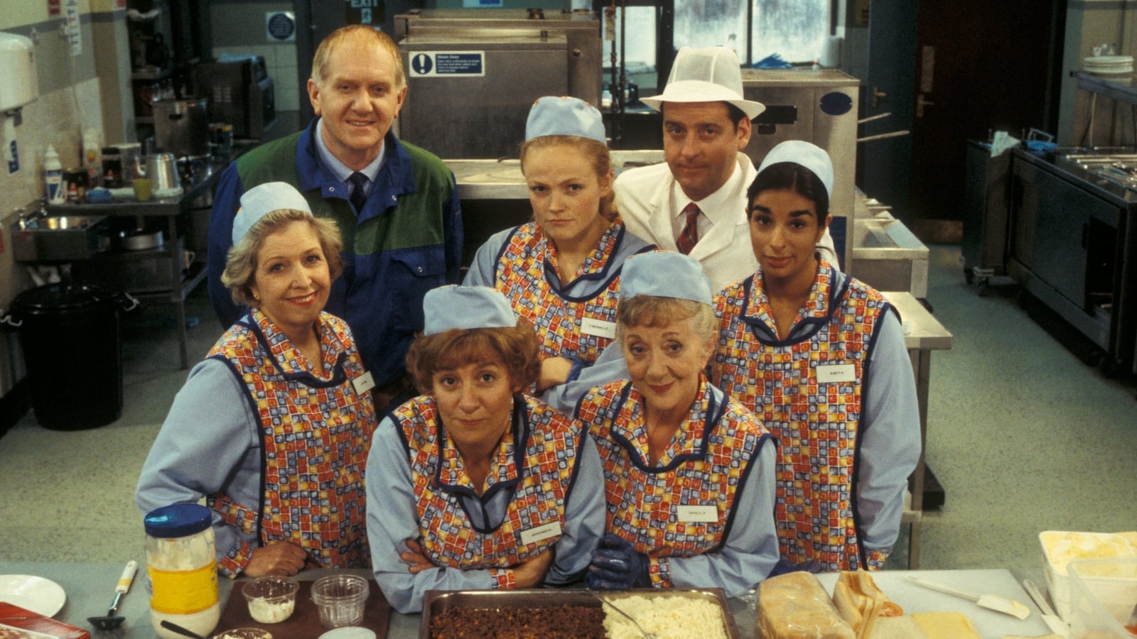 dinnerladies - Full Cast & Crew - TV Guide