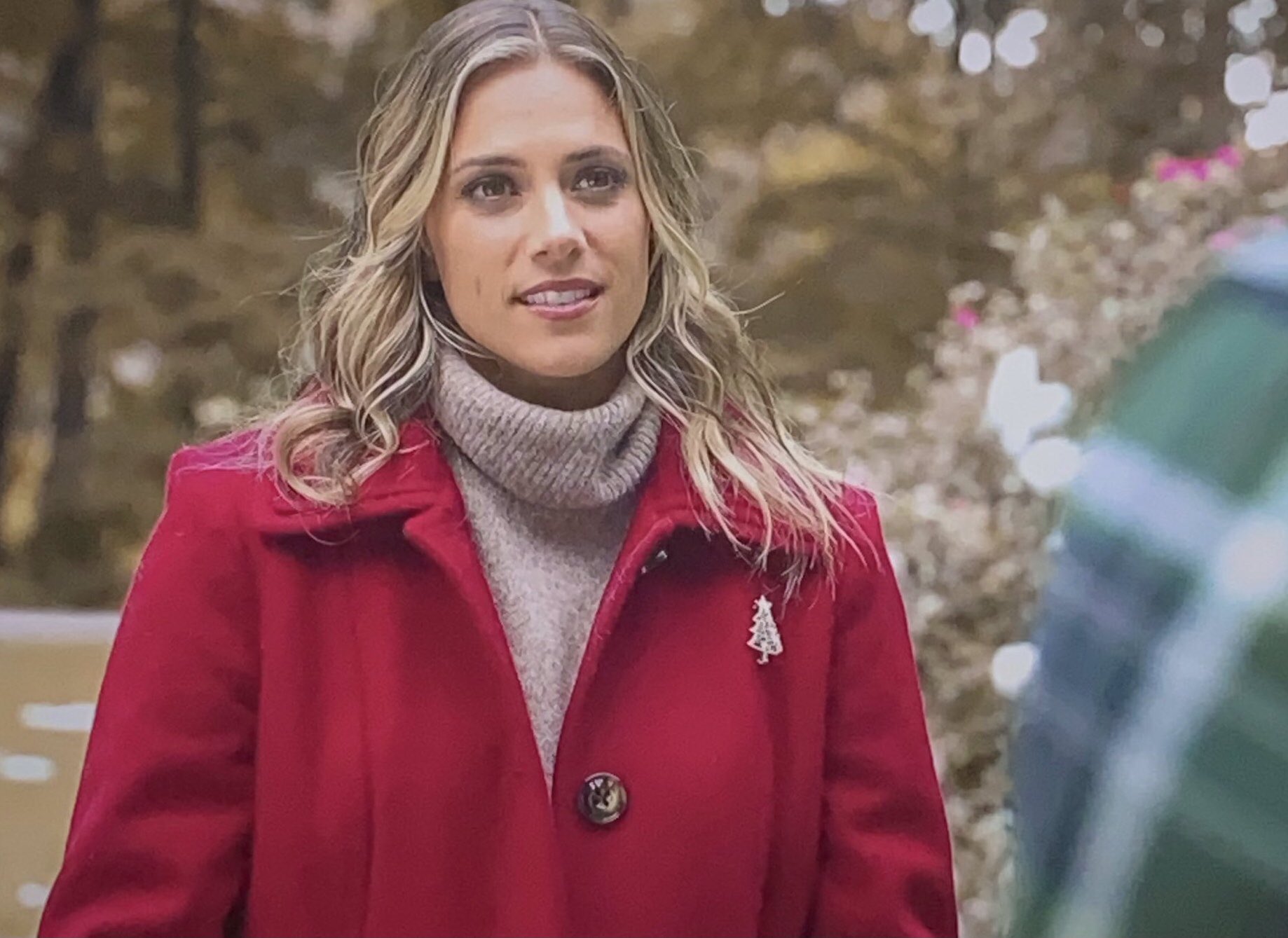 A Welcome Home Christmas - Full Cast & Crew - TV Guide