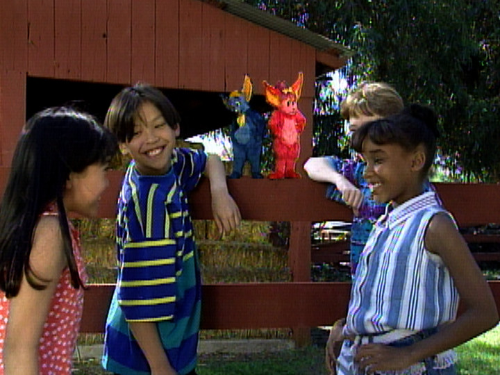 Kidsongs Lets Put On A Show