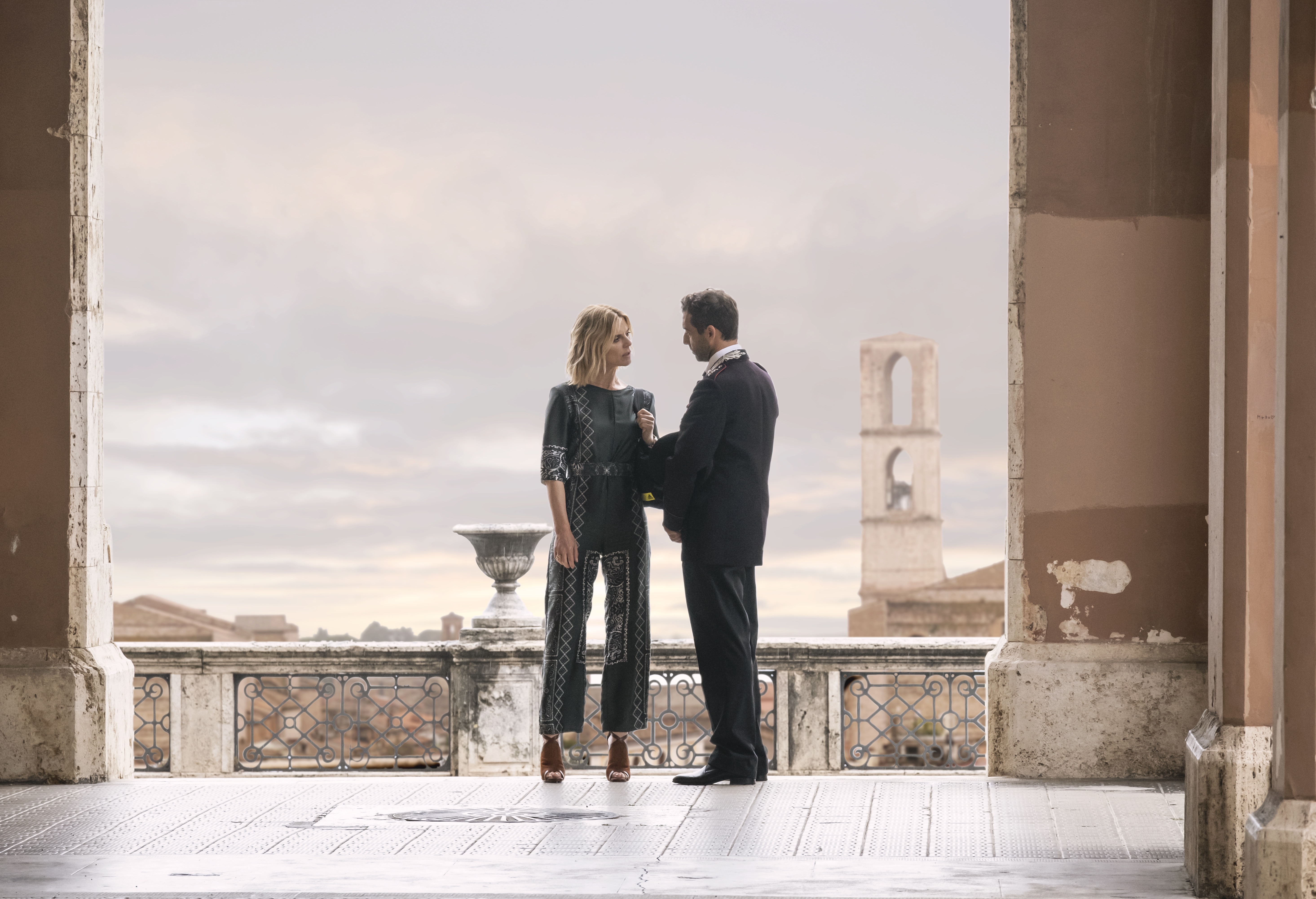 Signora Volpe - Full Cast & Crew - TV Guide