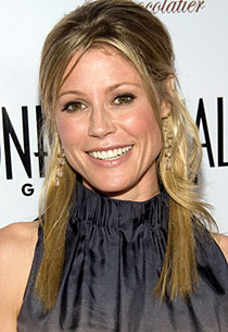 Boston Legal's Julie Bowen Expecting Second Child - TV Guide