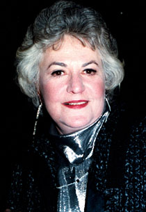 Golden Girl Bea Arthur Dies at 86 - TV Guide