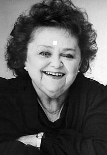 Zelda Rubinstein of Poltergeist Fame Dead at 76 - TV Guide