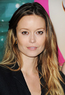 Summer Glau Heads to The Cape - TV Guide