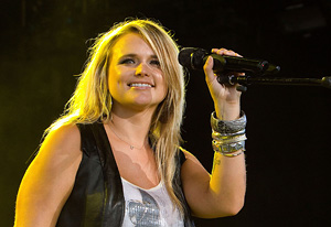 Miranda Lambert Gets Ready to Rock the CMA Awards - TV Guide