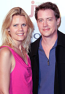 Jason London and Girlfriend Are Engaged - TV Guide