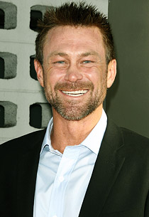 Grant Bowler to Play Richard Burton Opposite Lindsay Lohan’s Elizabeth ...