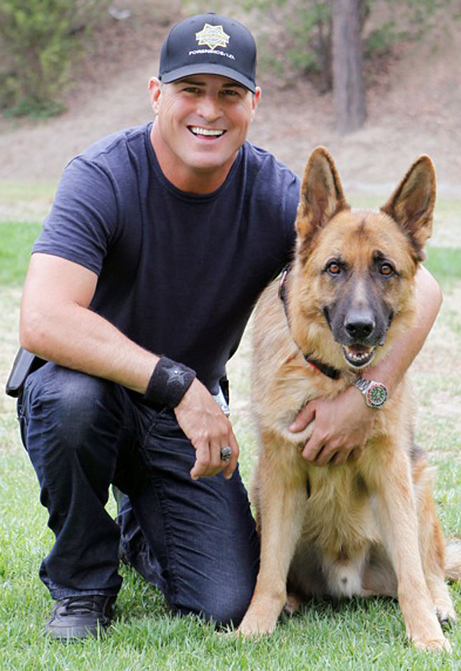 Keck's Exclusives First Look: CSI's Nick Goes to the Dog - TV Guide