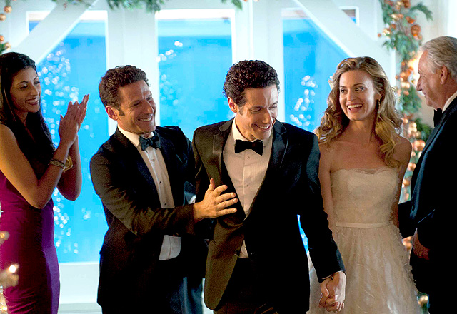 Keck's Exclusives First Look: A Royal Pains Wedding - TV Guide