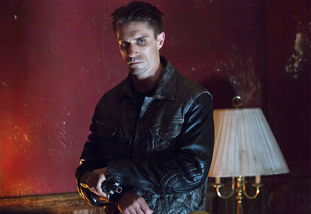 Arrow Scoop: Deadshot's Returning! Will Diggle Get His Revenge? - TV Guide