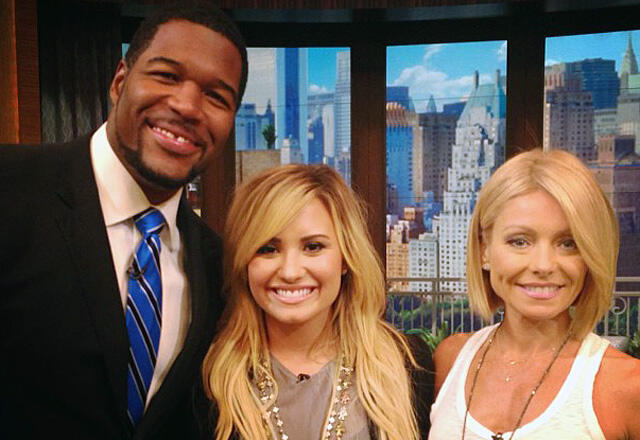 Kelly Ripa Debuts New Bob on Live! with Kelly and Michael - TV Guide