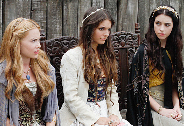 The Thursday Playlist: Reign, White Collar Join a Crowded Night - TV Guide
