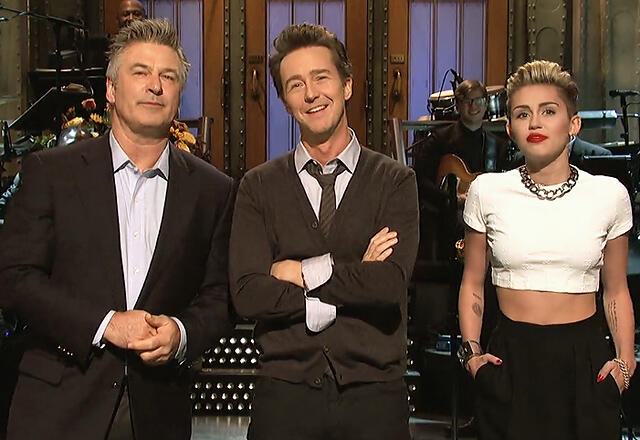 Saturday Night Live: Alec Baldwin, Miley Cyrus Lend Edward Norton a ...