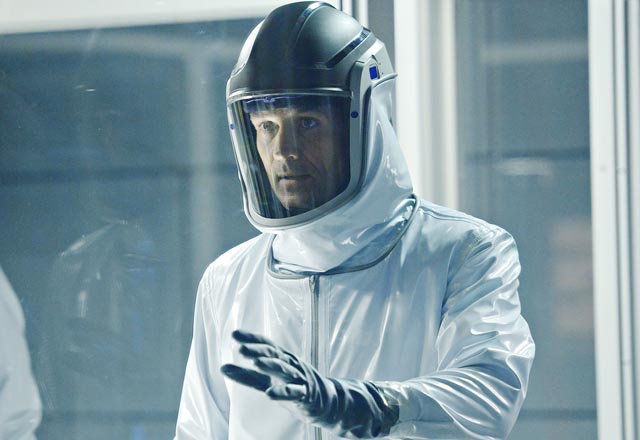 Helix Showrunner: "We're Really Trying to Not Make It a Zombie Show ...