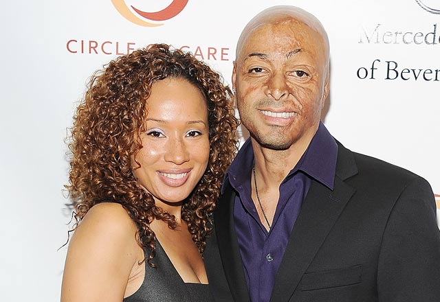 All My Children's J.R. Martinez Splits from Longtime Girlfriend - TV Guide