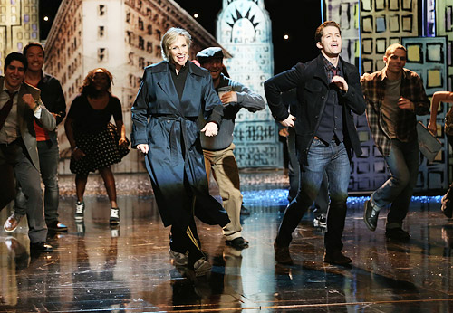 Glee First Look: Mr. Schue and Sue Return for Rachel's Opening Night ...