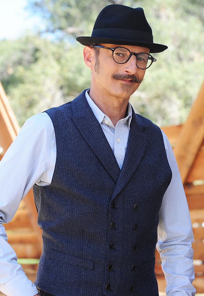 Meet Dan Piraro, the Bizarro Host of Fox's Utopia - TV Guide