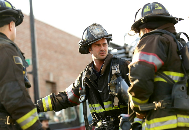 Exclusive Chicago Fire Sneak Peek: Severide Gets Pushed to the Edge ...