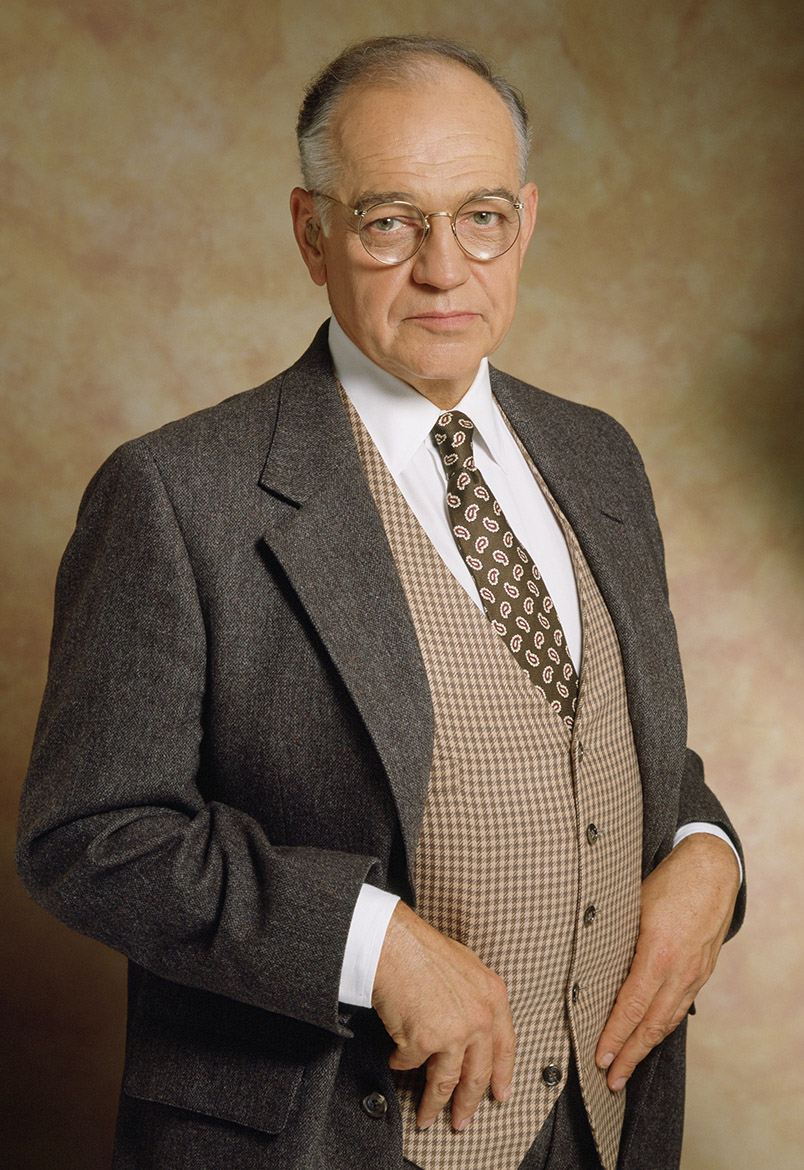 L.A. Law Star Richard Dysart Dies at 86 - TV Guide