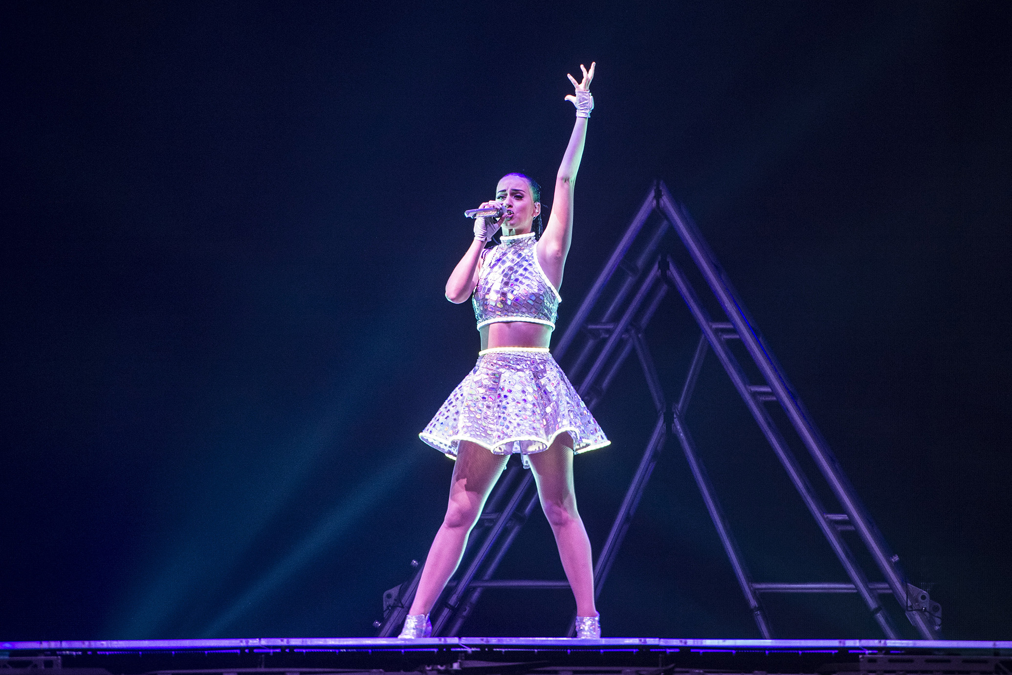 Katy Perry Tops Forbes' List of Highest-Paid Women in Music for 2015 ...
