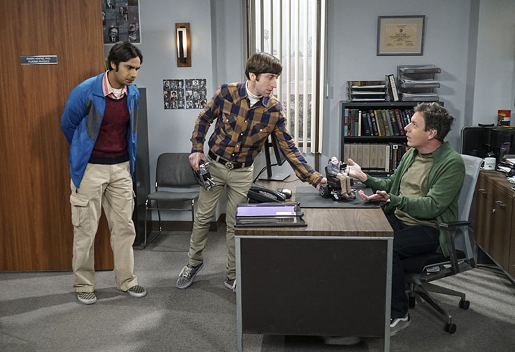 The Big Bang Theory's Stephen Hawking Appearance Was Perfect - TV Guide