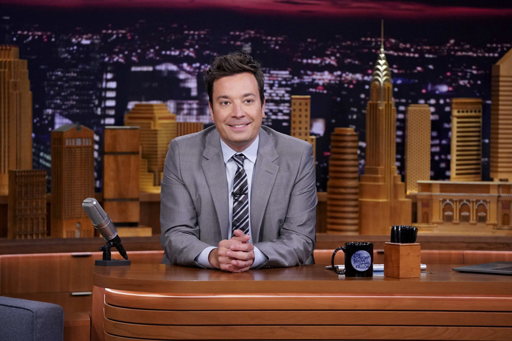 Jimmy Fallon Responds to Trump Tweet on The Tonight Show - TV Guide