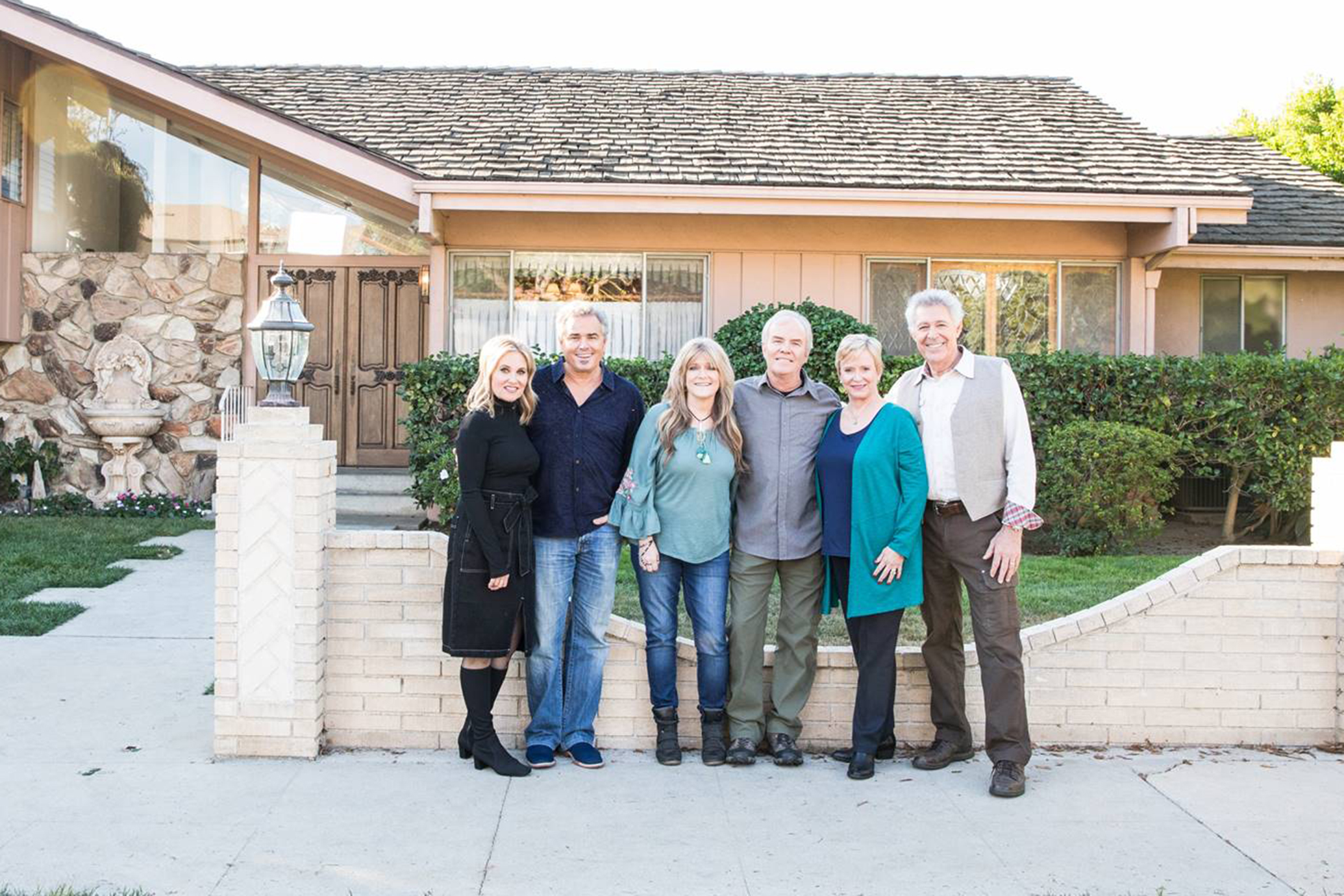 The Brady Bunch Cast Reunite at Iconic Brady House - TV Guide