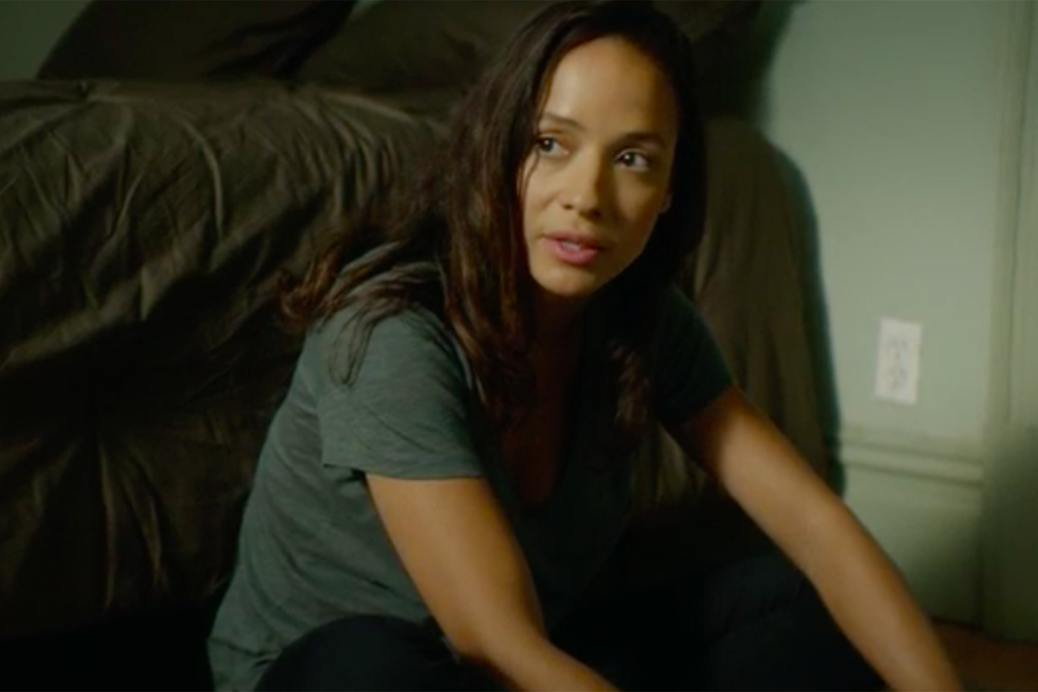Tell Me A Story Sneak Peak: Dania Ramirez Is No Fairy-Tale Princess ...