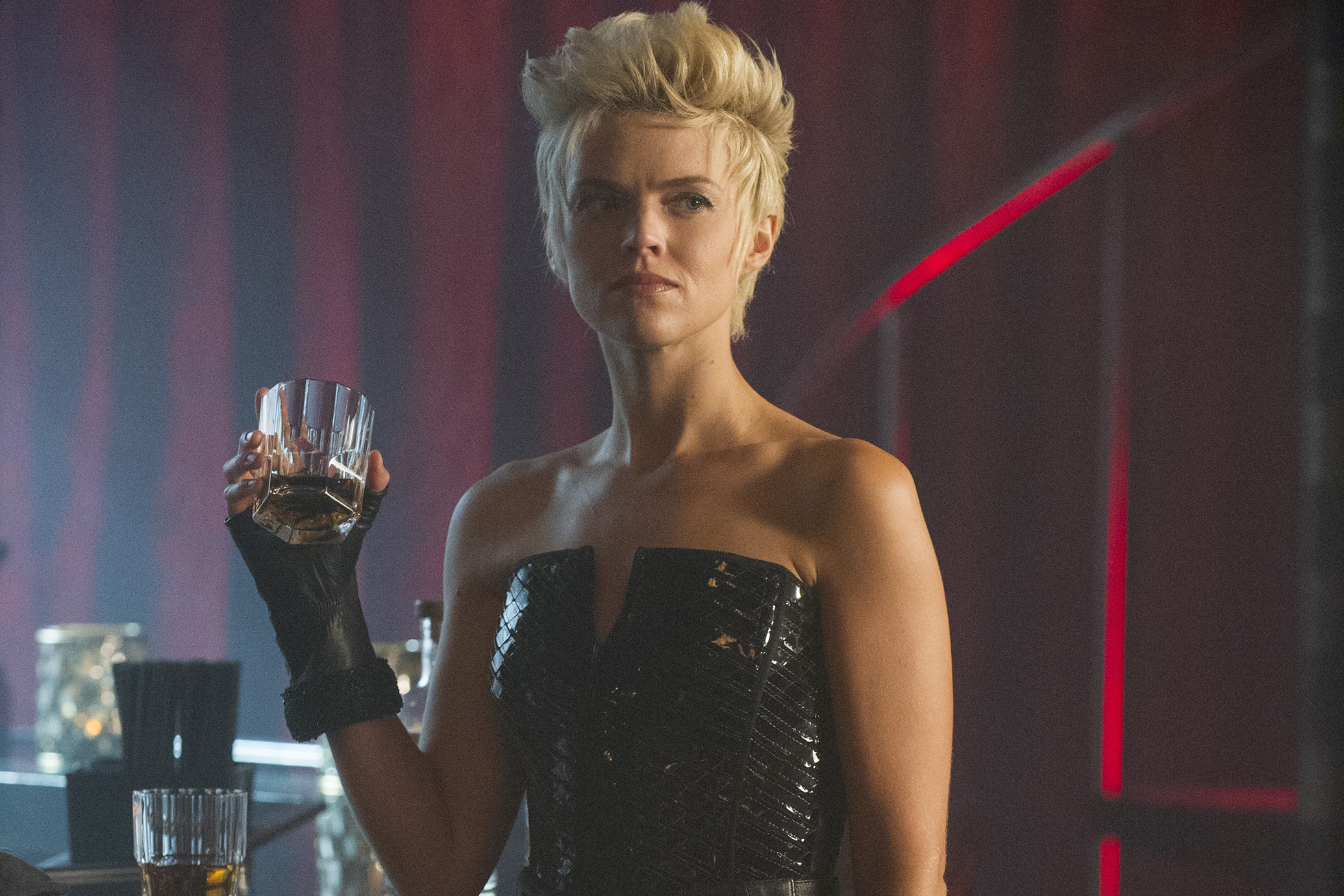 Gotham Season 5 Episode 2 Sneak Peek: Babs Loses It on Jim Gordon - TV ...