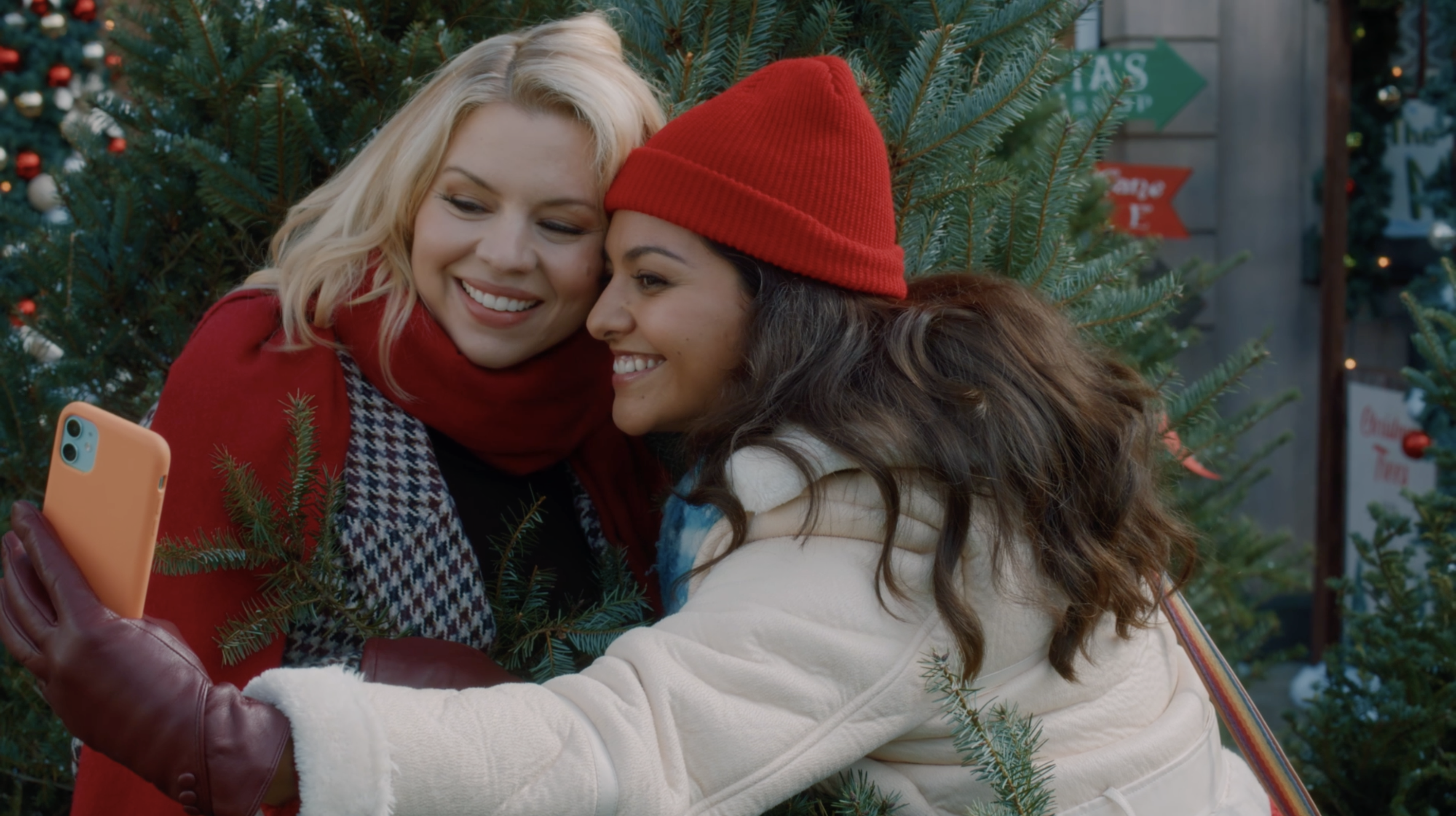 Why the Stars of Hallmark's First Lesbian Holiday Romance Hope It ...