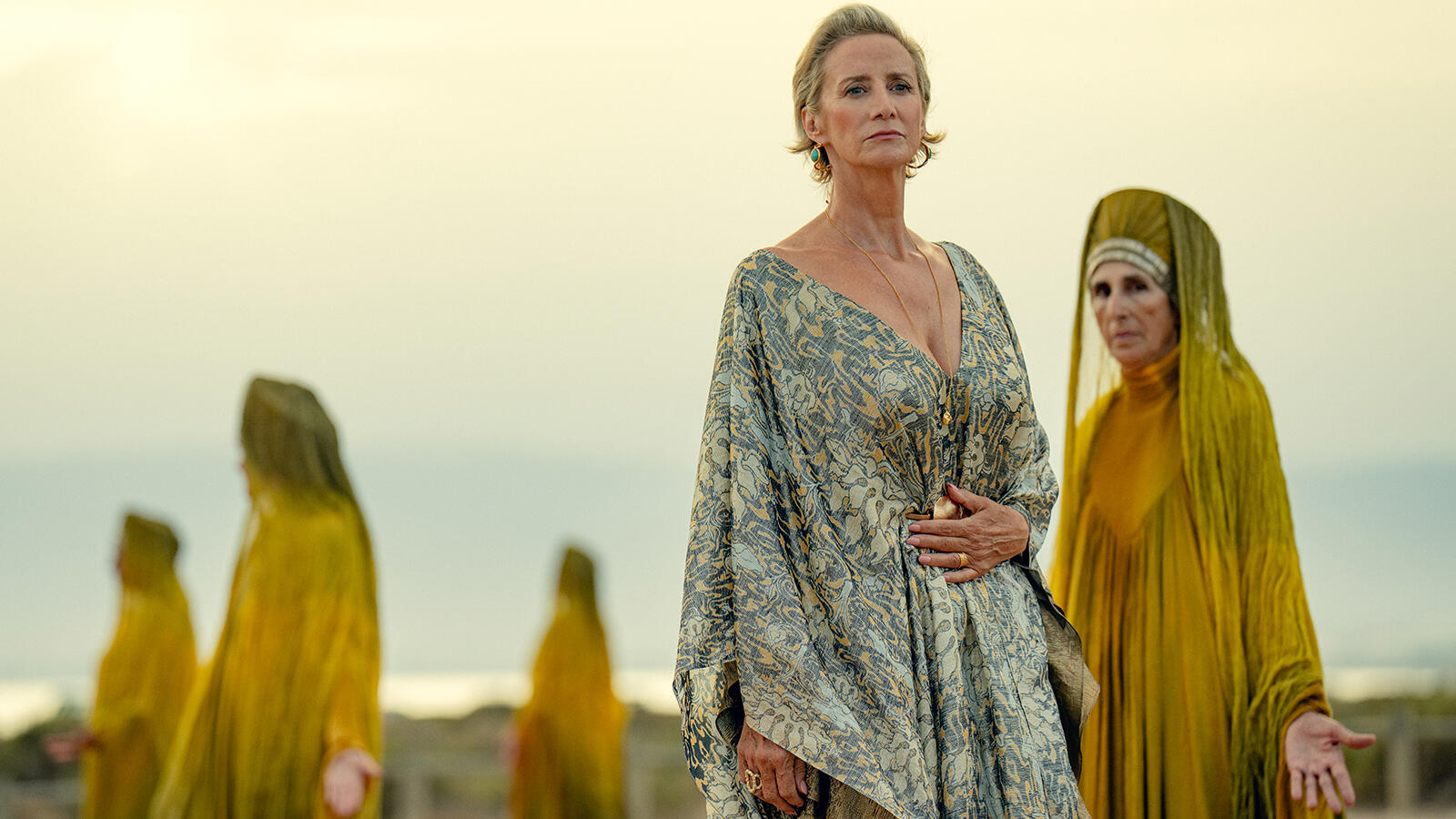 KAOS Review: Miscast Jeff Goldblum Is Netflix Greek Mythology Dramedy's ...